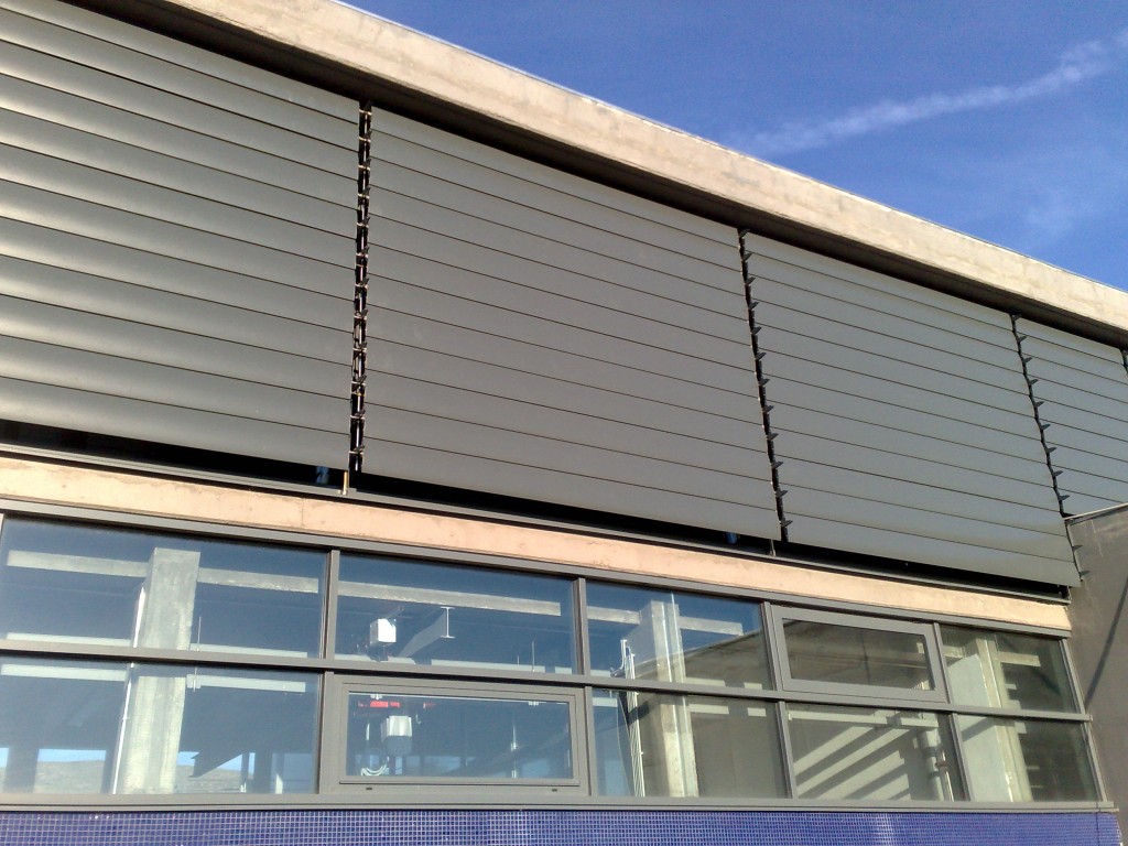 Quebra-Sol | RIBSOL | Fabricação e montagem de estores e acessórios.